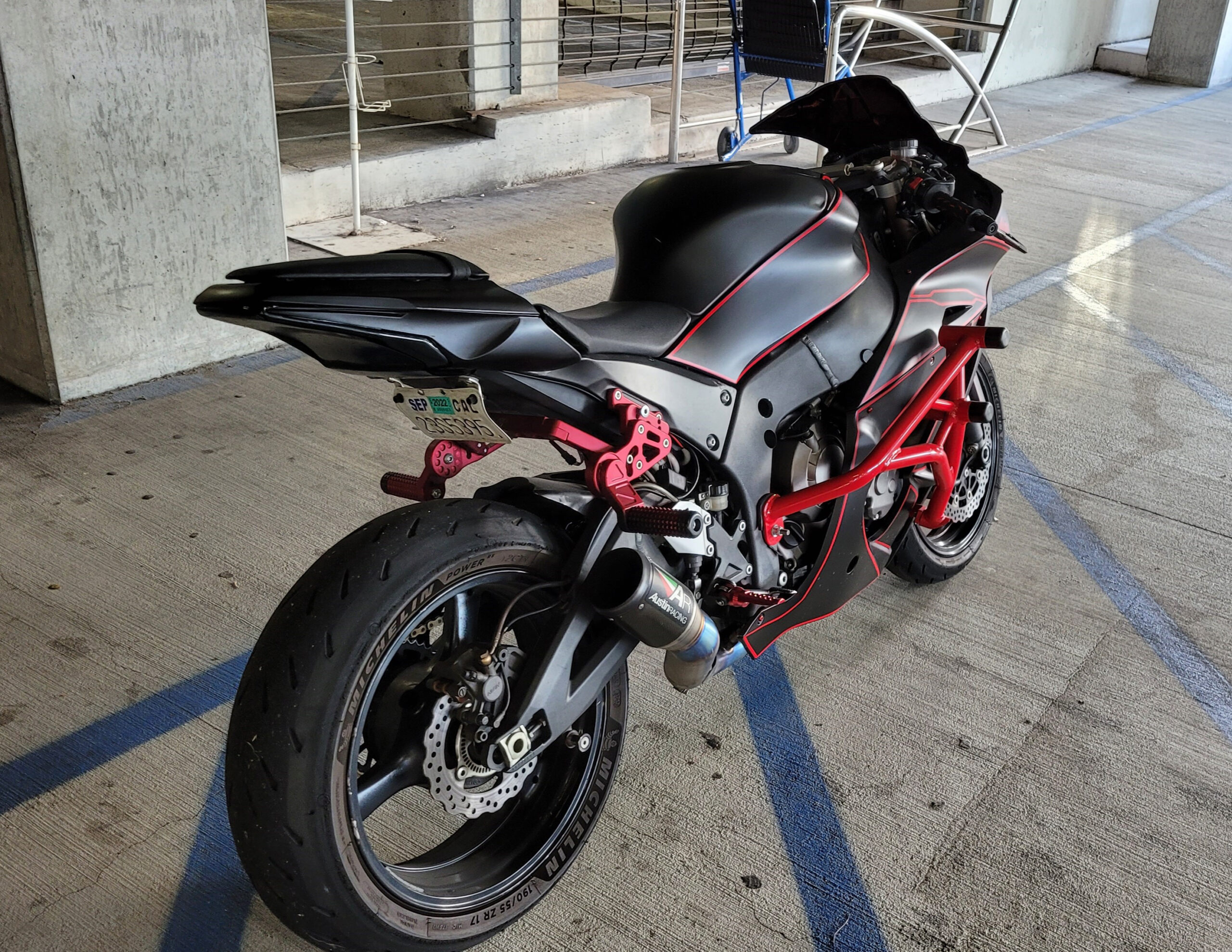 Matte Black and Red - ZX10R 11-15 - Monster Fairings