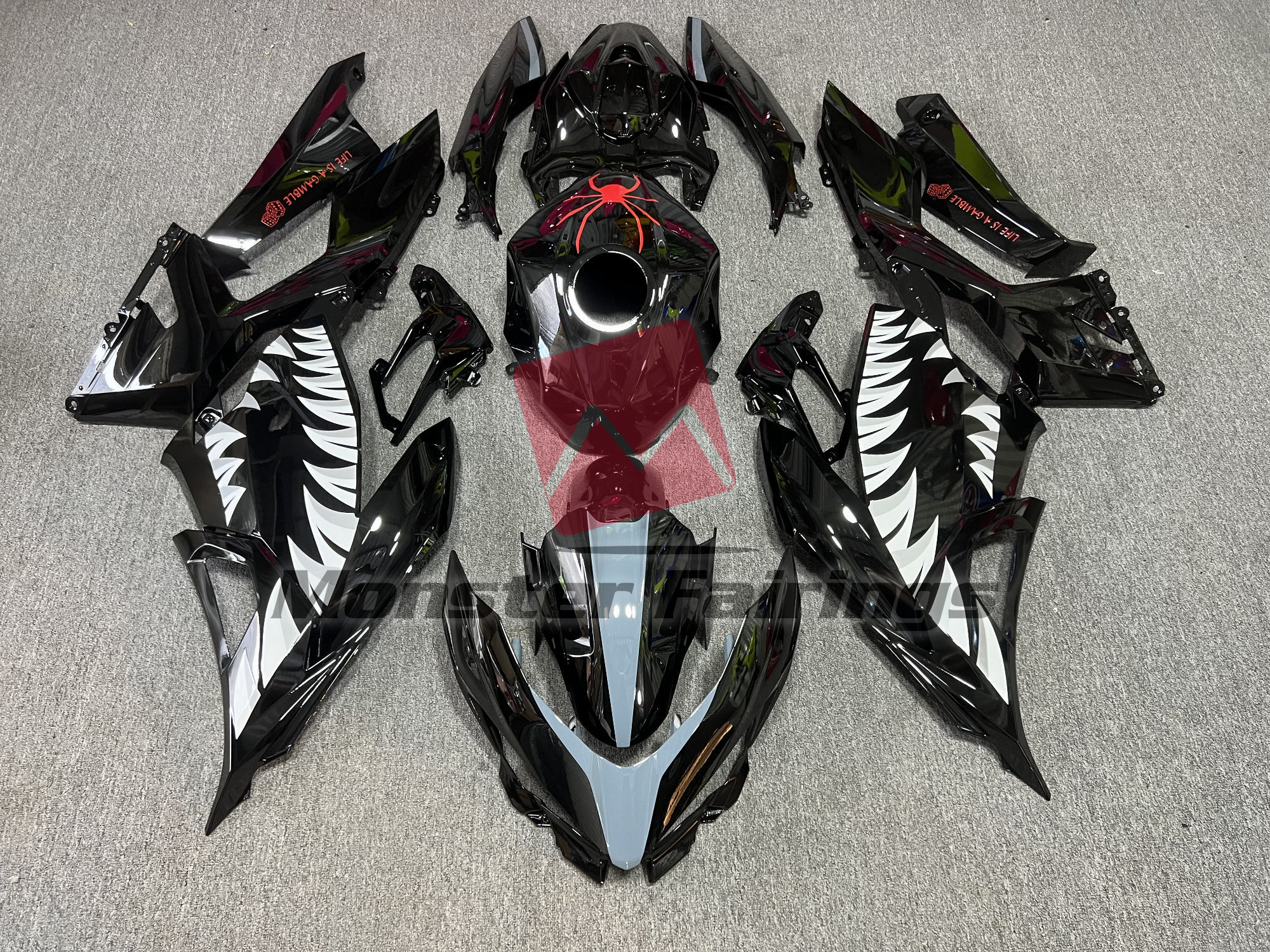 Black Venom - Ninja 400 18-24 - Monster Fairings