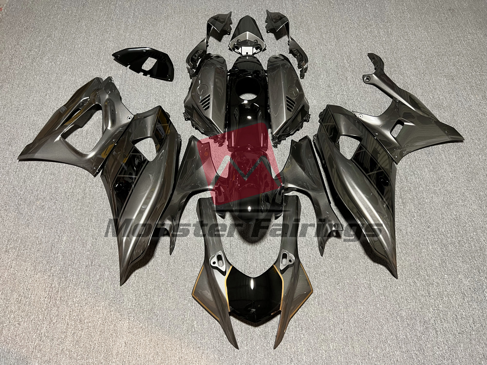 Gloss Gray & Black - R7 21-25 - Monster Fairings
